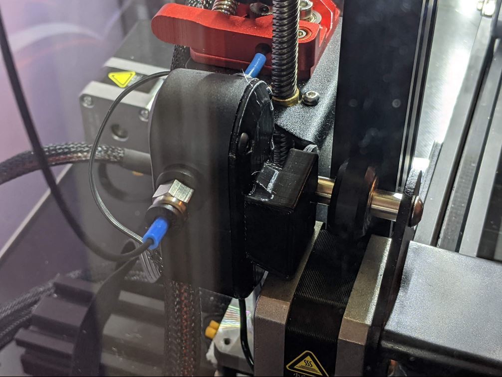 Fichier 3D gratuit BTT Smart Filament Sensor Mount - Ender 3・Design ...