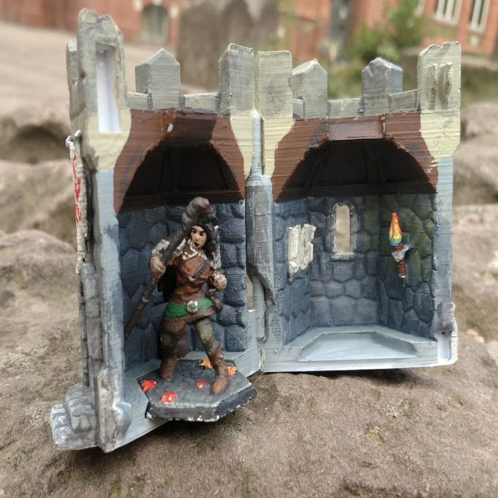 Fichier 3D gratuit Boîte de tour de transport pour figurine Heroforge ...