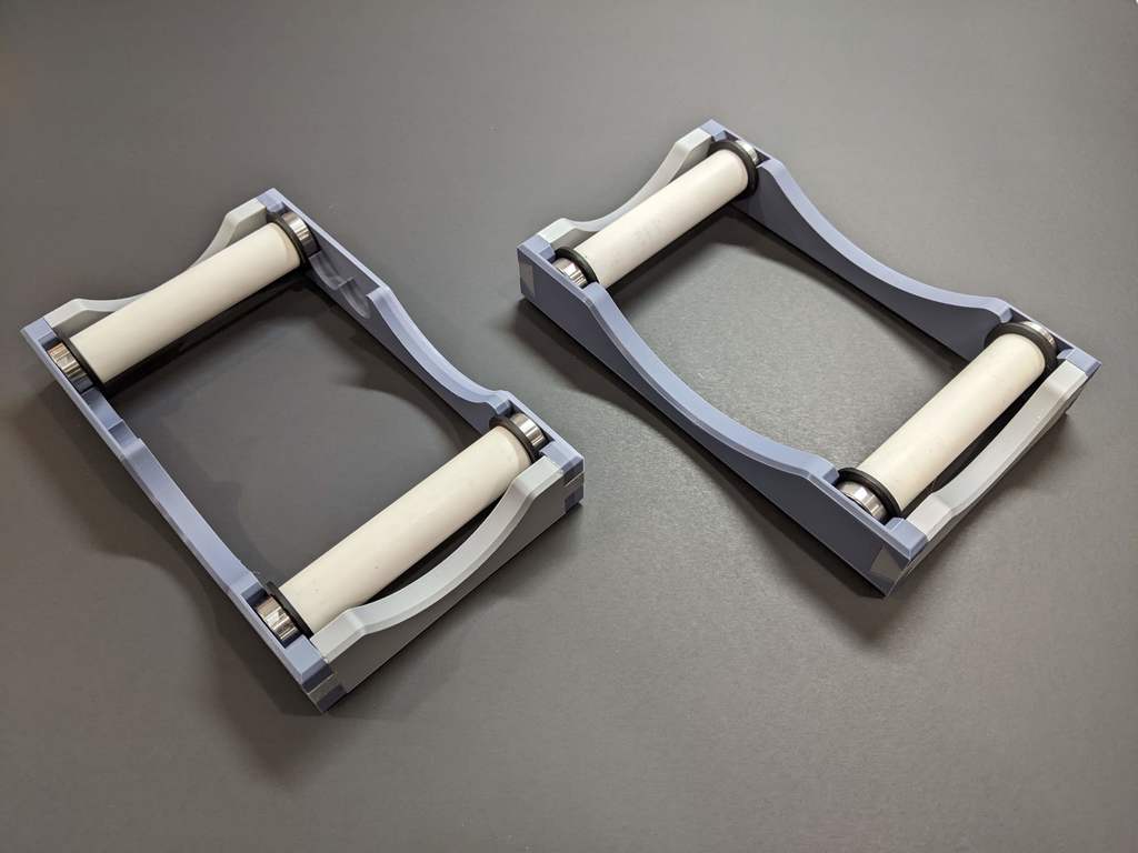 Free 3D file Filament Spool Holder - Roller Style - Easy Print - Two ...