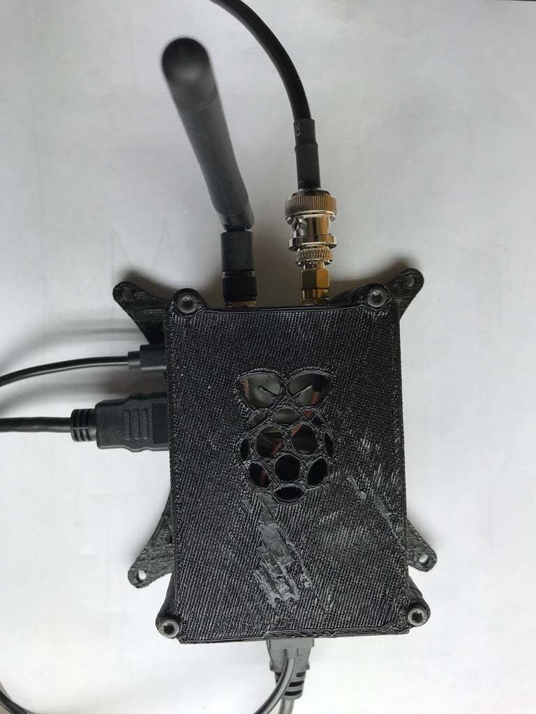 Free STL file Pi Case for LoRaGo LoRa/GPS・Model to download and 3D ...