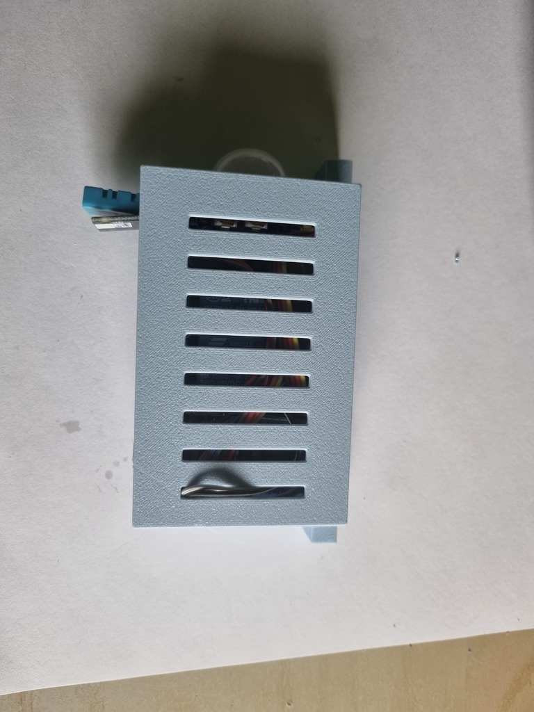 Free 3D file ESP-32S ESP-WROOM-32 PIR Dual relay DHT11 sensor case・3D ...