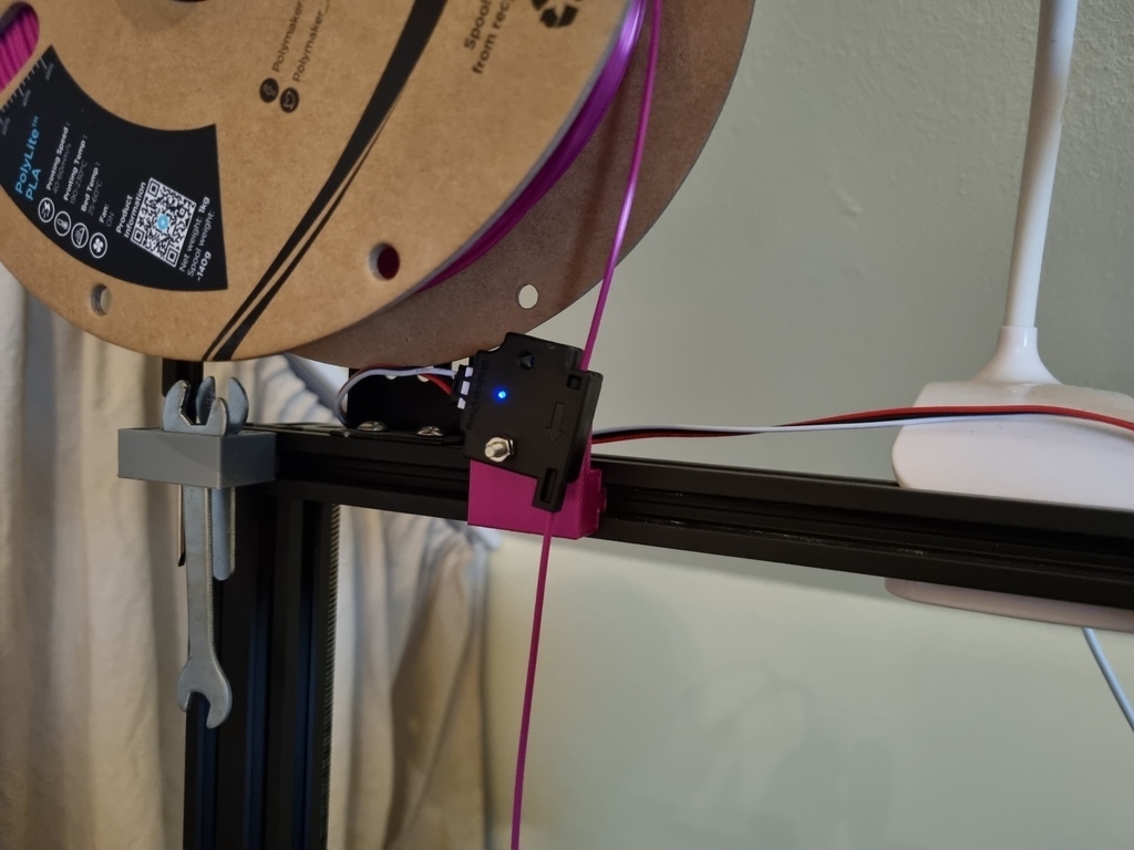 Free STL file Ender 3 filament sensor holder flexible 🪢・3D print model ...