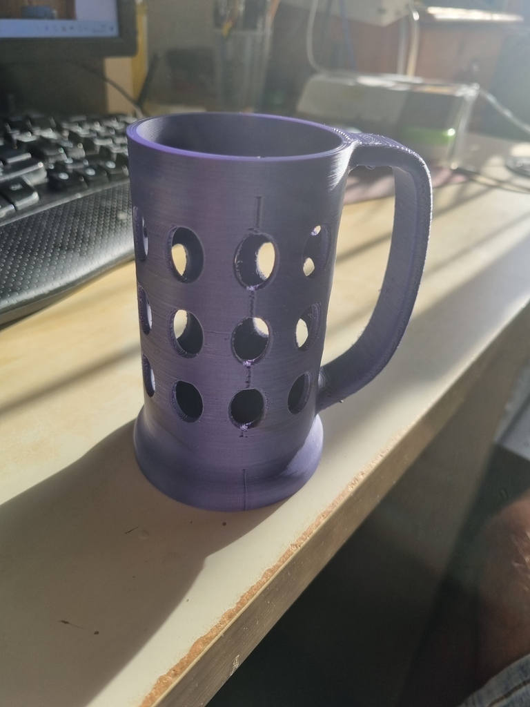 Free 3D file 330ml can mug holder (Cola)・Object to download and to 3D ...