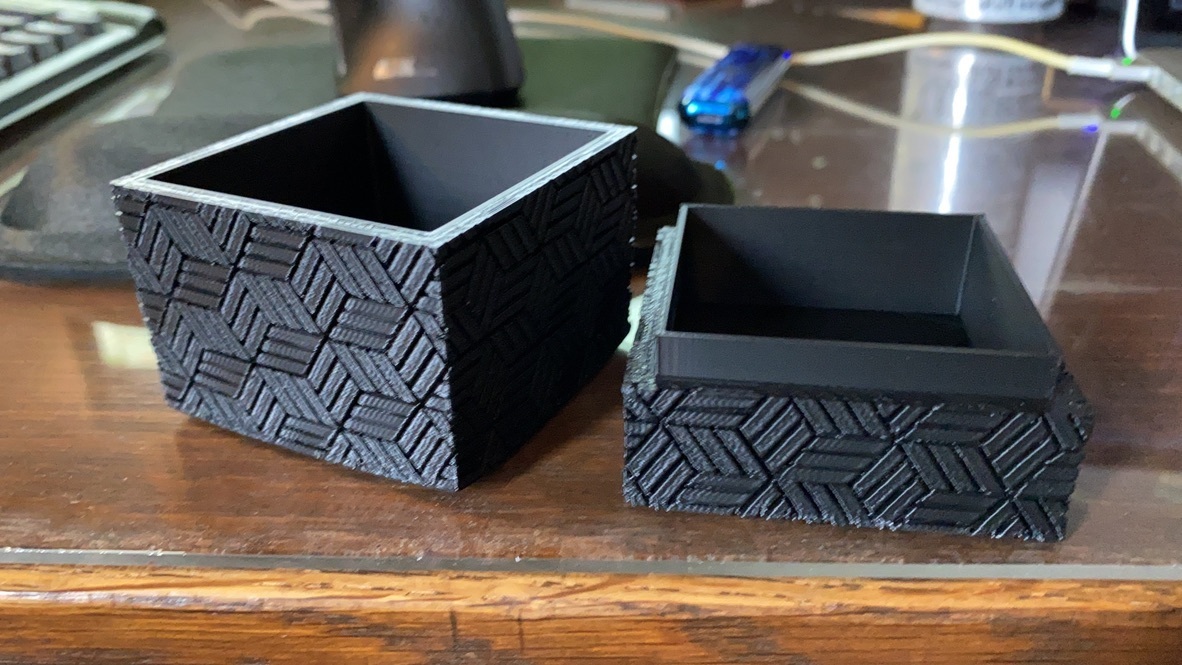 3D printer Square textured box • made with QIDI Tech X-MAx ・ Cults