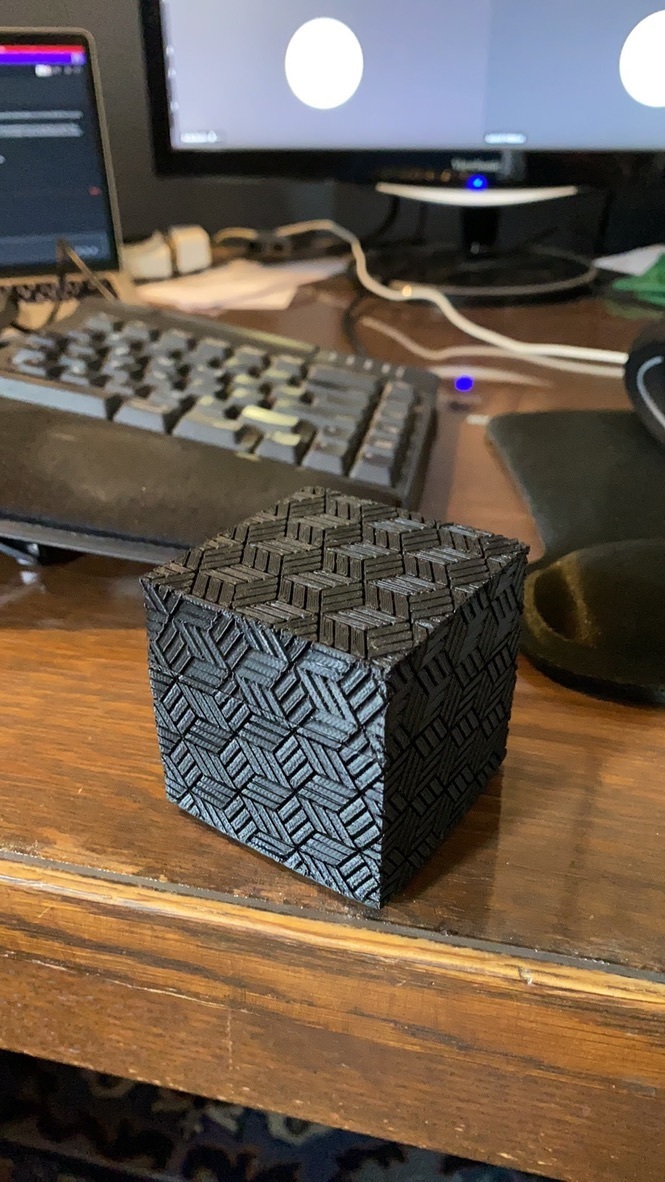 3D printer Square textured box • made with QIDI Tech X-MAx ・ Cults