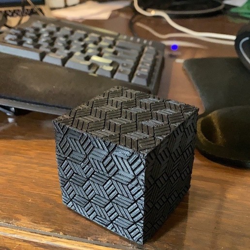3D printer Square textured box • made with QIDI Tech X-MAx ・ Cults