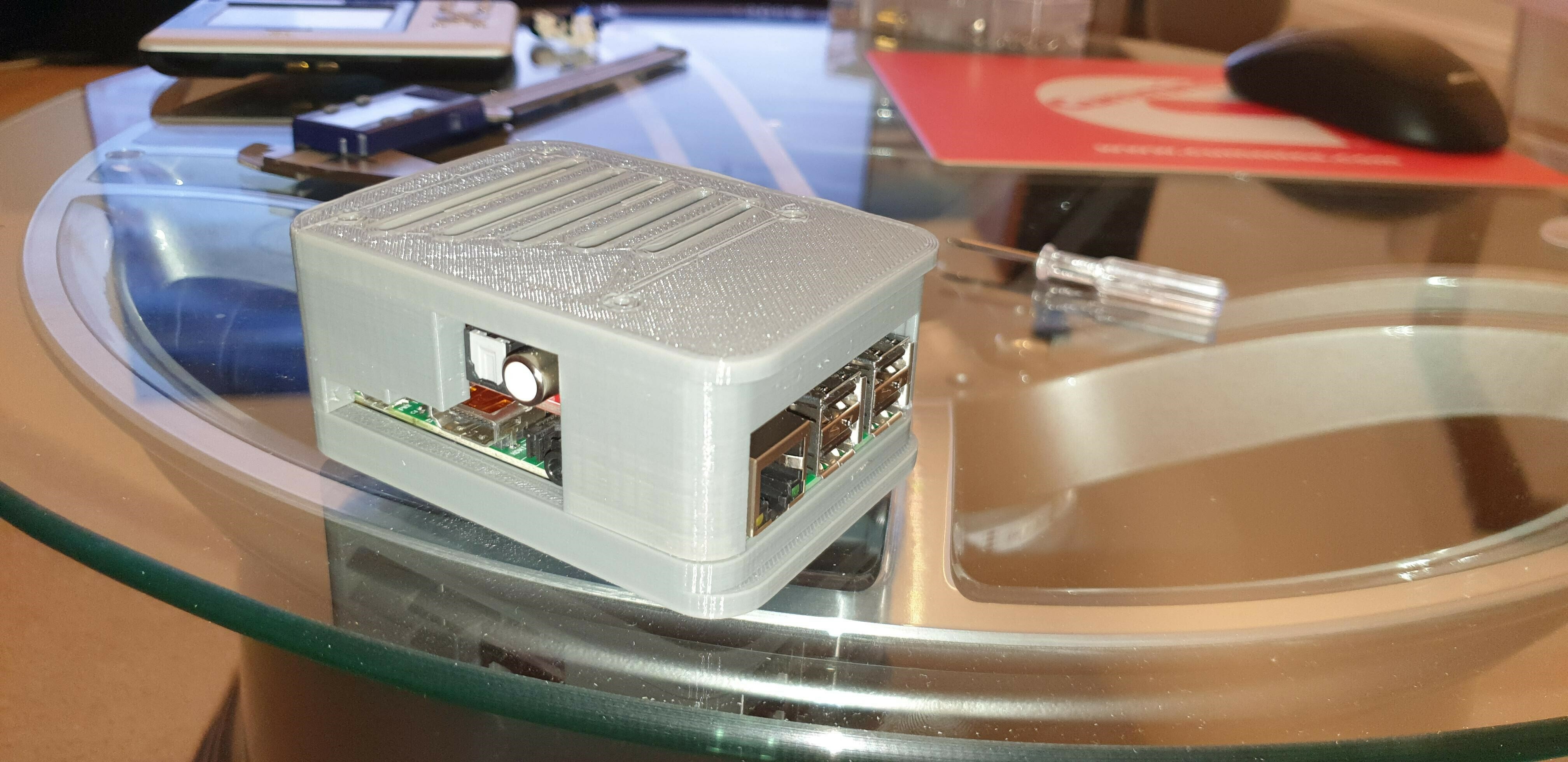 Free STL file Raspberry Pi 2B+ Justboom Digi HAT case 🎩・3D print object ...