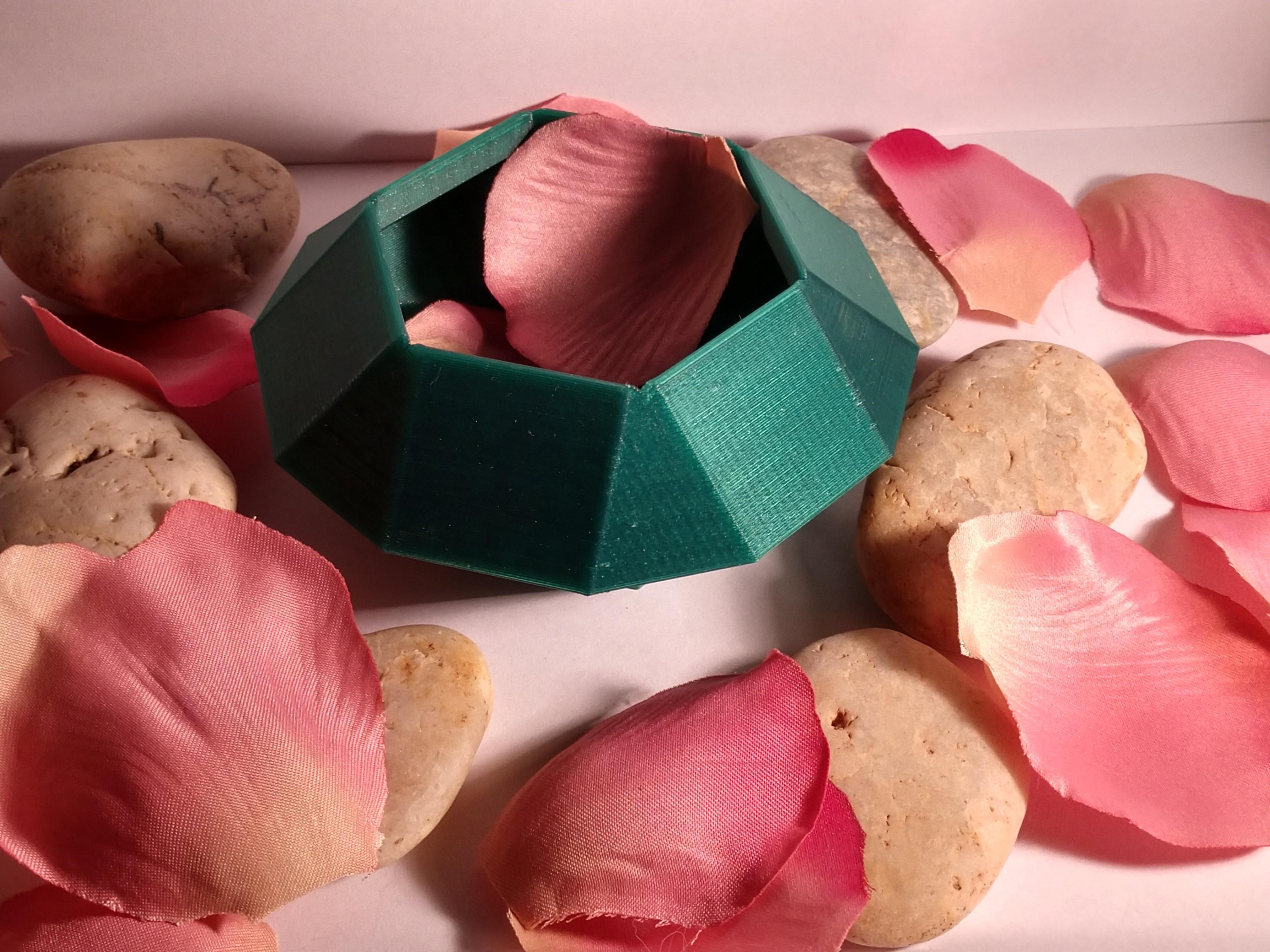 STL file Flowerpot Hexagonshape・3D printer design to download・Cults