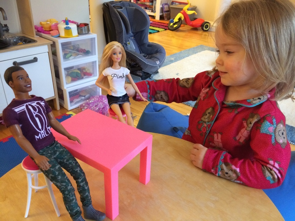 Free 3D file Simple Barbie Table 🎲・3D printer model to download・Cults