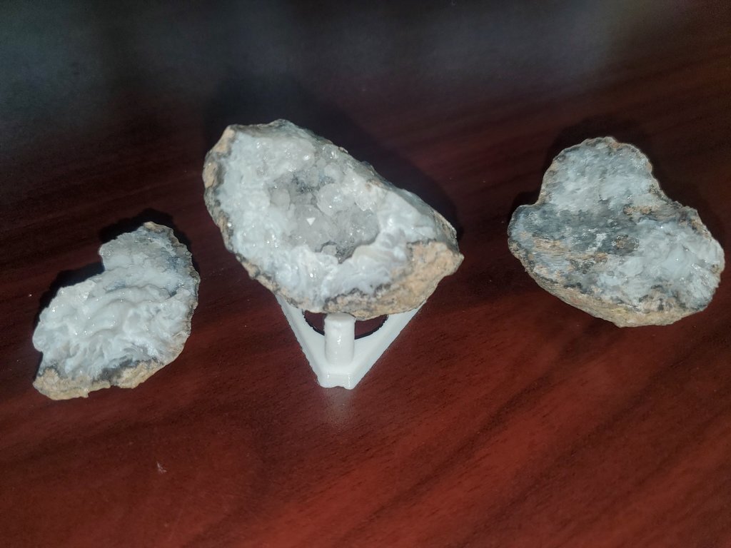 Free STL file Rock Stand・3D printer design to download・Cults