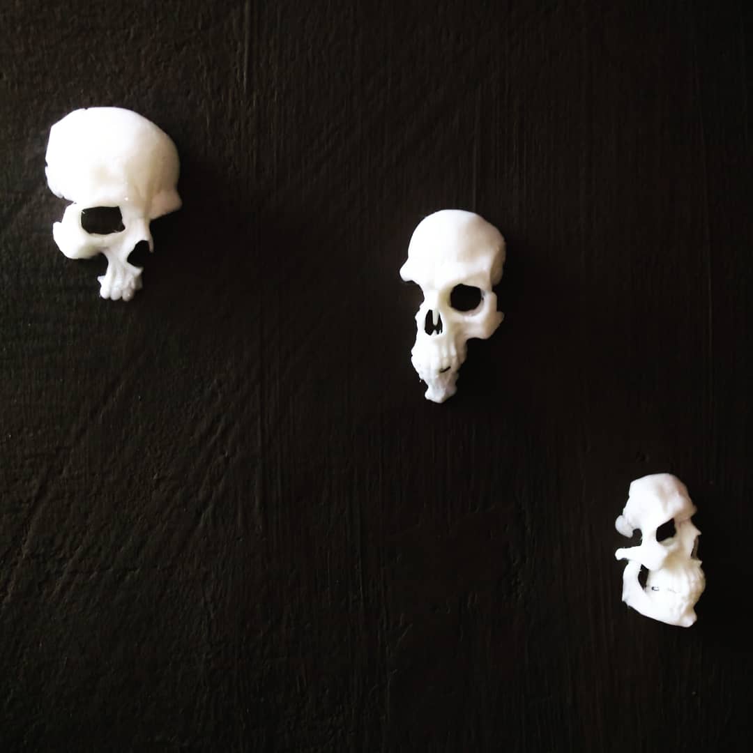 STL file Skull wall ornament bonehead・Design to download and 3D print・Cults