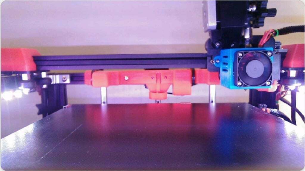 Free STL file 2020 Rail mount Camera Platform .25/20 📷・3D print object ...