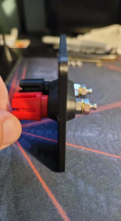 Free 3D file Pomona 6883 Binding Post Mounting Plate・3D print object to ...