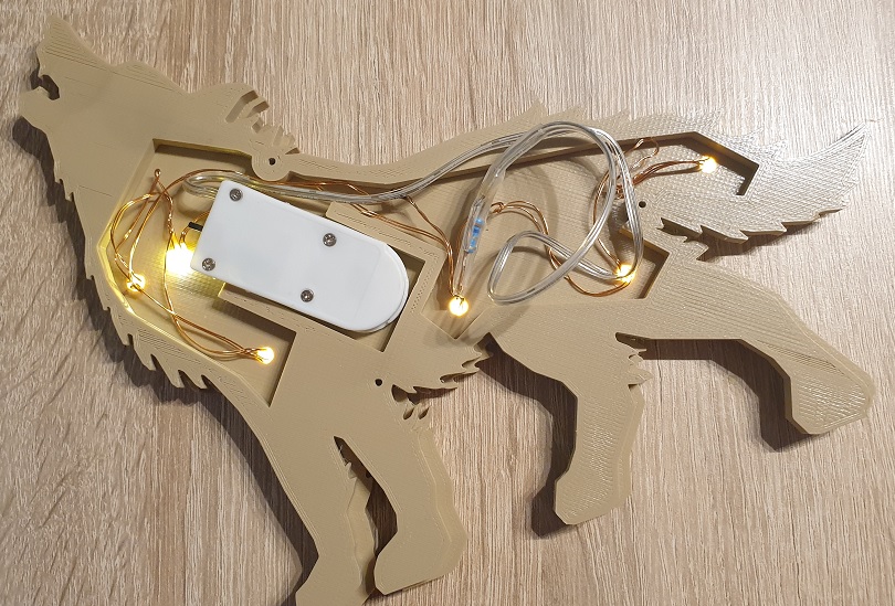 STL file Layered Wolf decoration 🐺・Template to download and 3D print・Cults