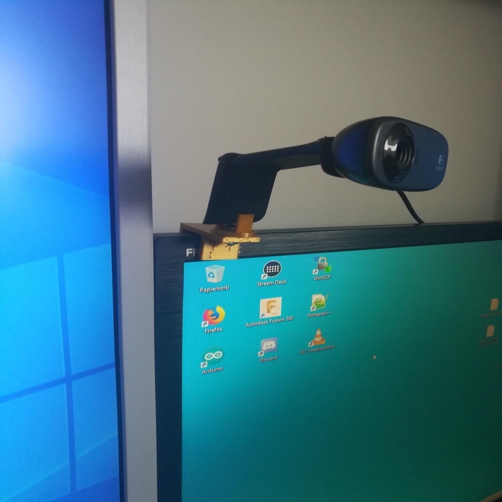 Free 3D file Logitech Display Holder (Ink. Rotation)・3D print model to ...