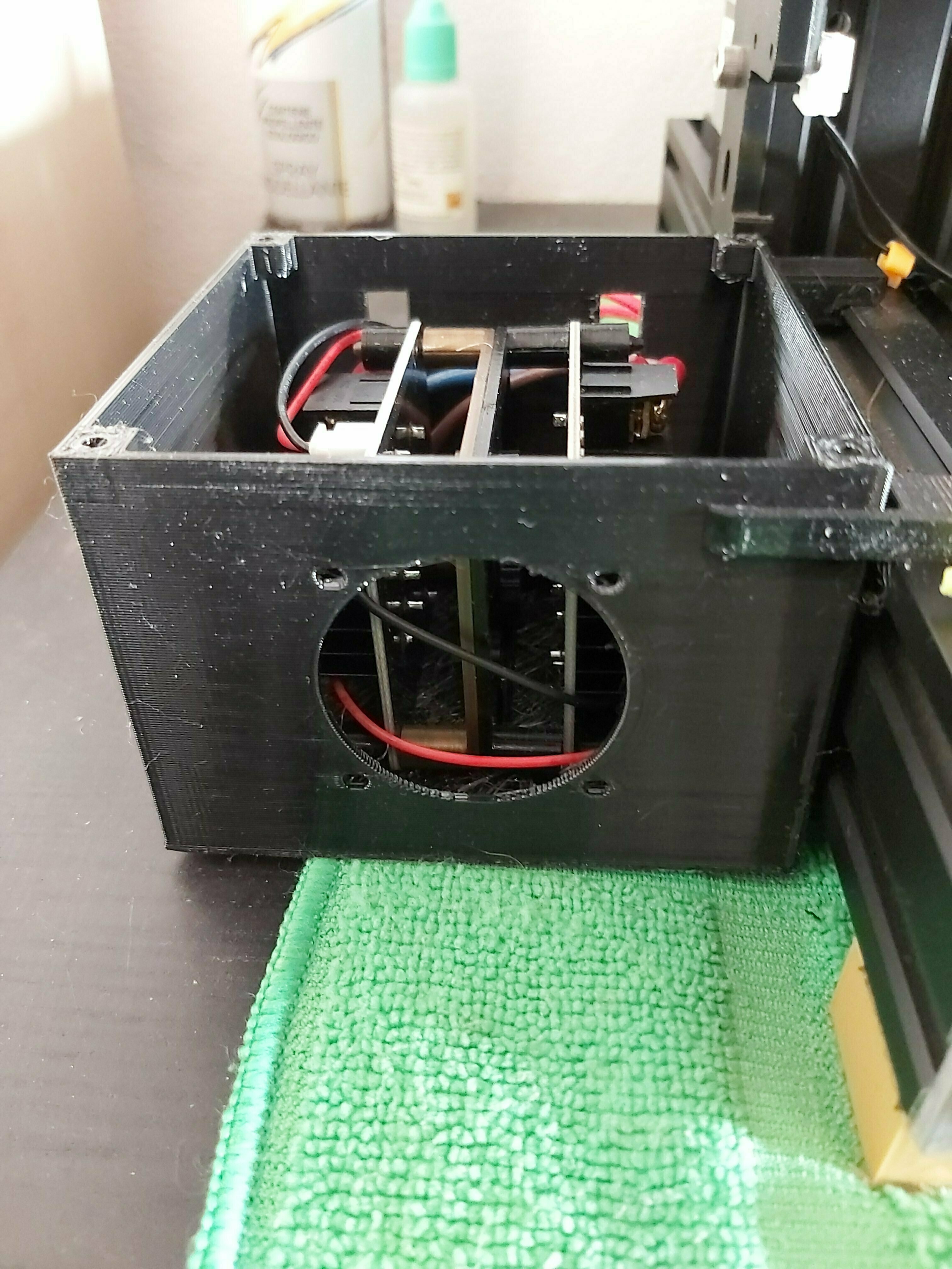 STL file Case for two Mosfet - Scatola per 2 mosfet・3D printing design ...