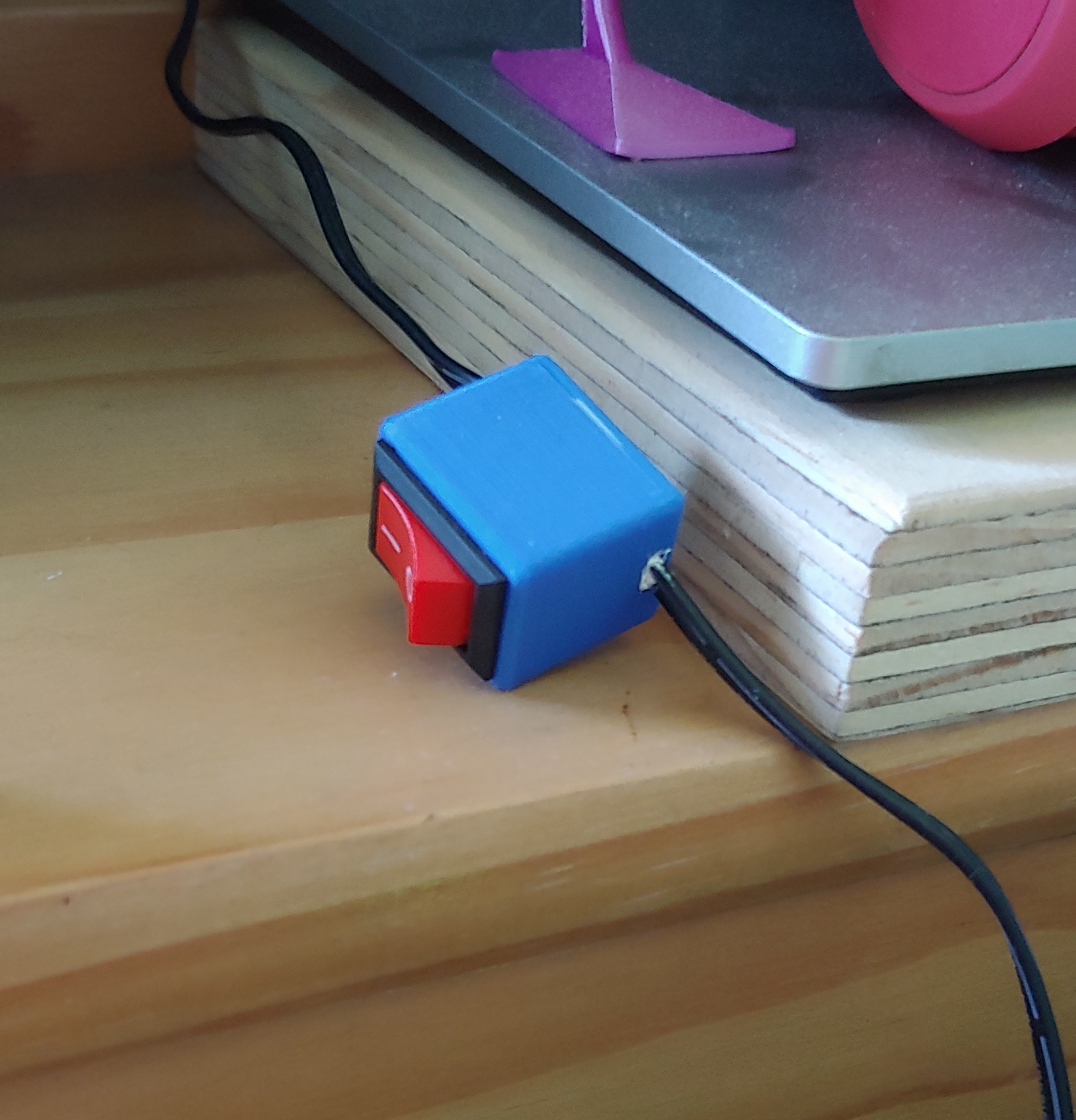 Free STL file Rocker Switch Container・Model to download and 3D print・Cults