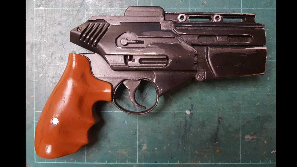 Free STL file Battlestar Galactica Colonial Season 1 Handgun Parts 🎲 ...