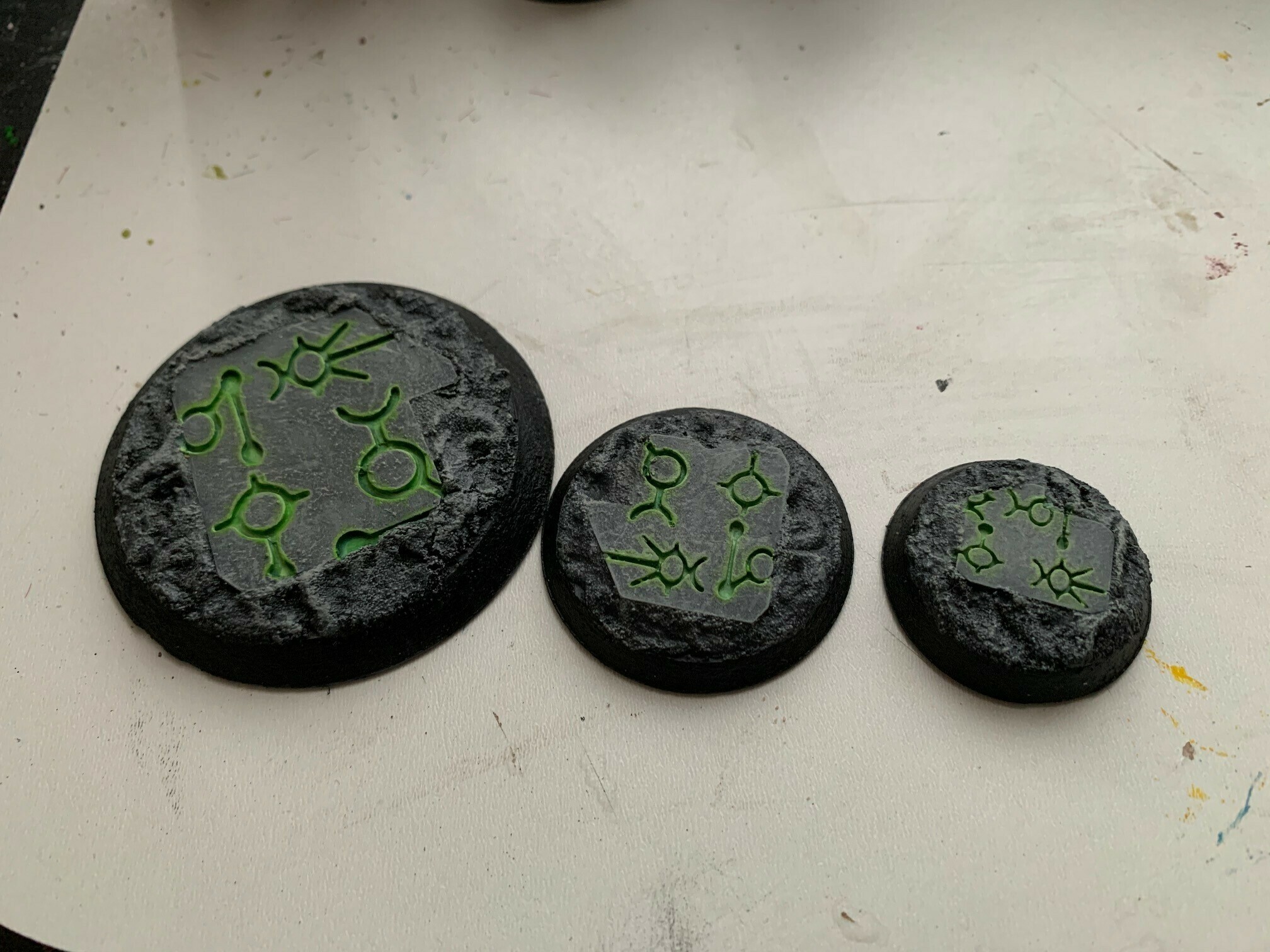 OBJ file necron bases 32mm 40mm 60mm・3D print design to download・Cults