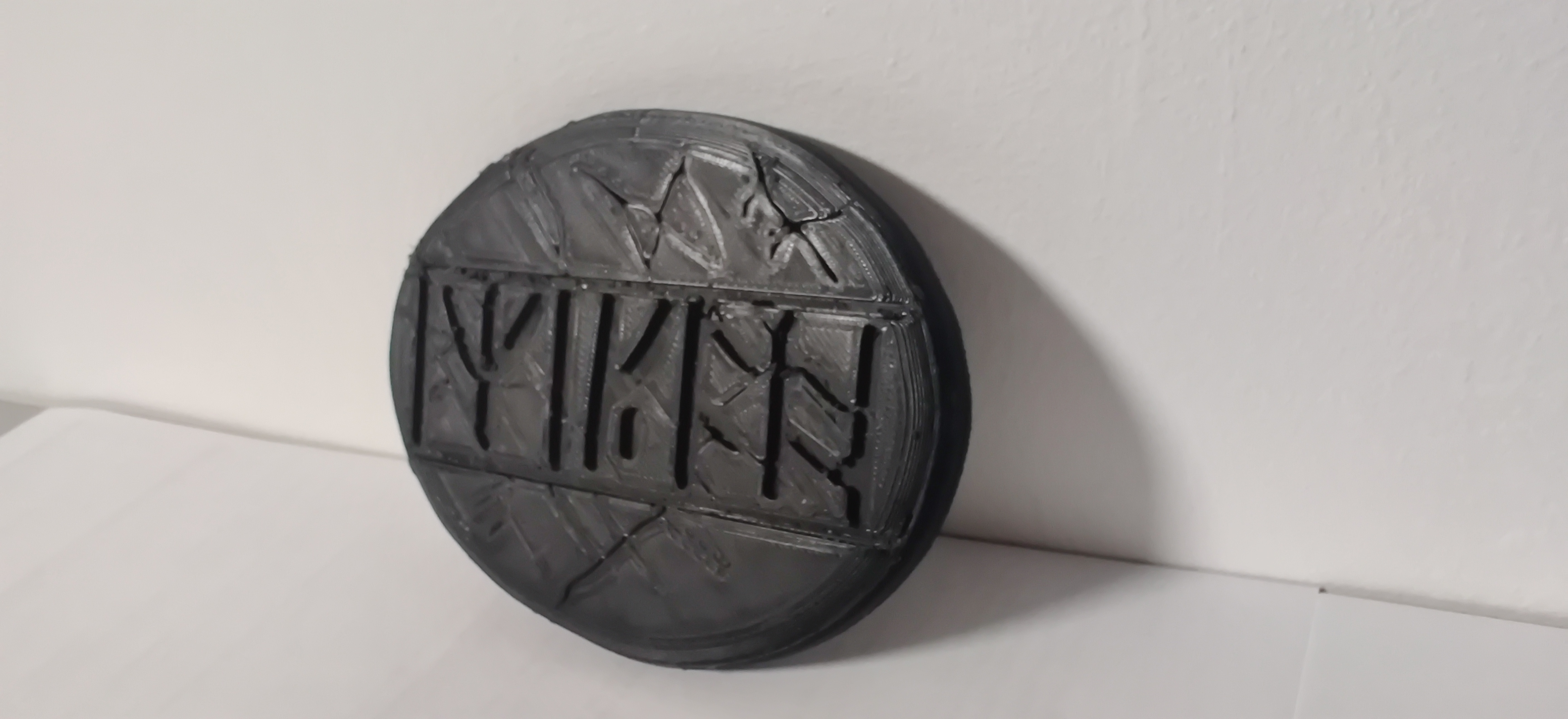 STL file Kili's runic stone - The Hobbit・3D printable design to ...