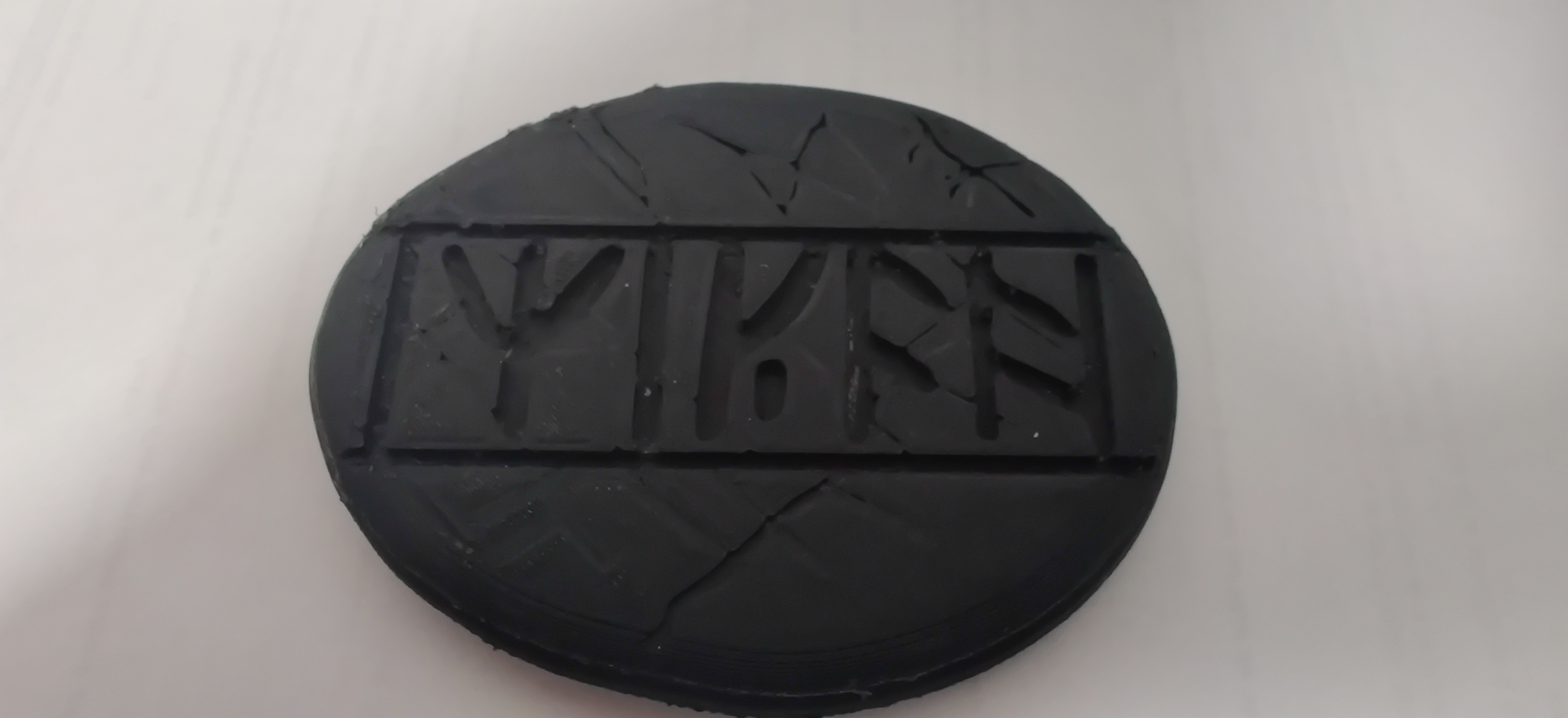 STL file Kili's runic stone - The Hobbit・3D printable design to ...
