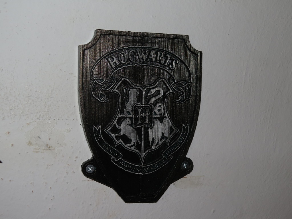 OBJ file WALL EMBLEMA of HOGWARTS 🪄・Model to download and 3D print・Cults
