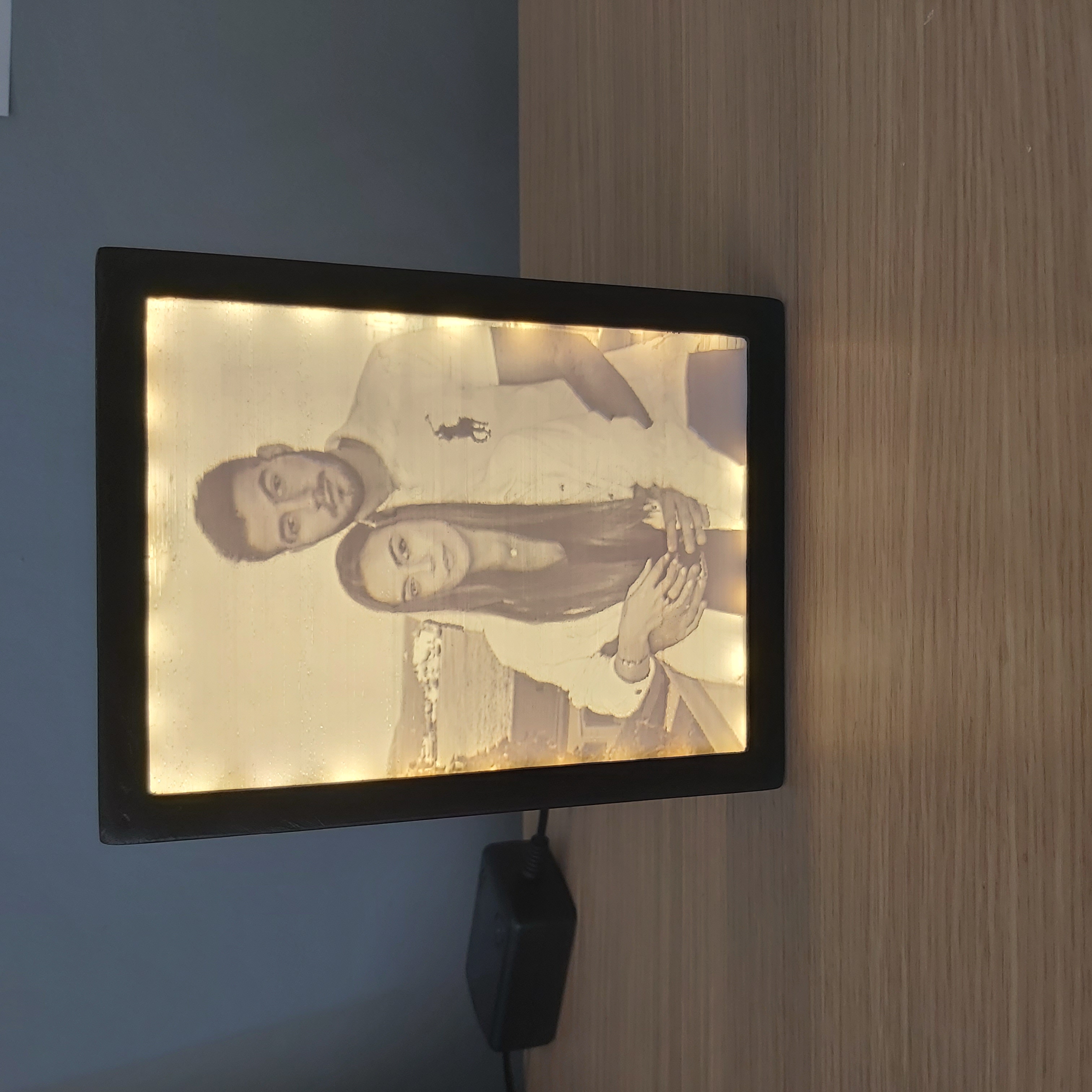 STL file Lithophane frame・3D printer model to download・Cults