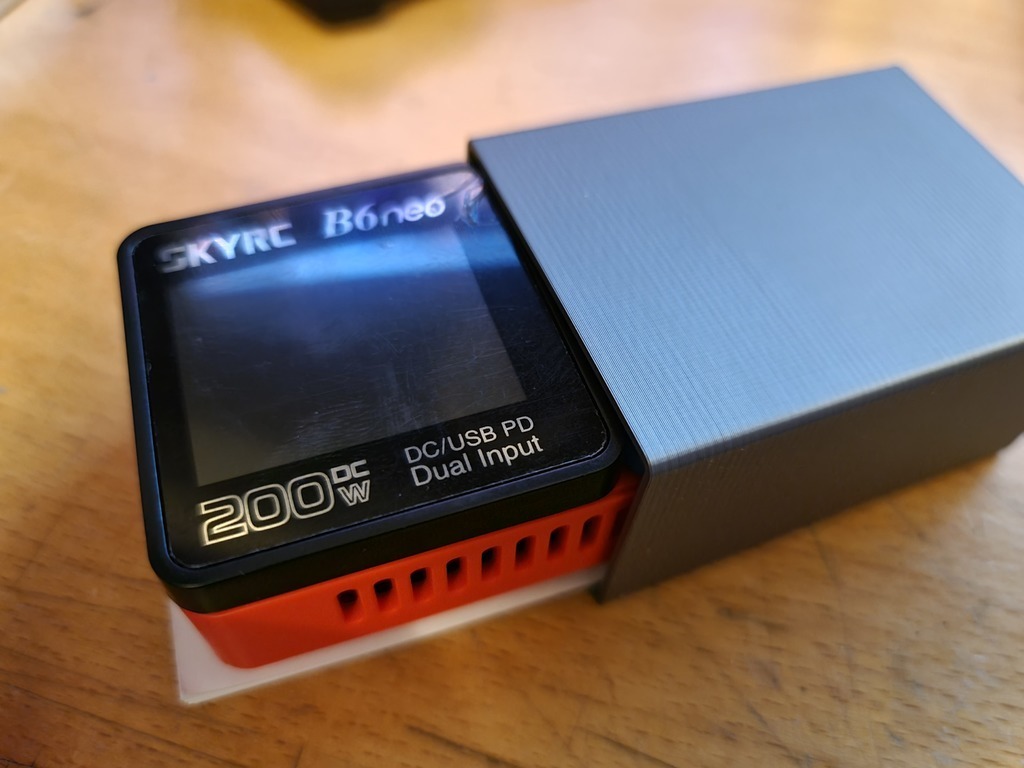 Free 3D file SkyRC B6 Neo case 📦・3D printing design to download・Cults