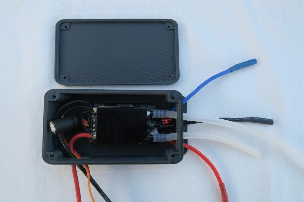 Free STL file Waterproof Box for ESC & Reciver - For FT011 Racing Boat ...