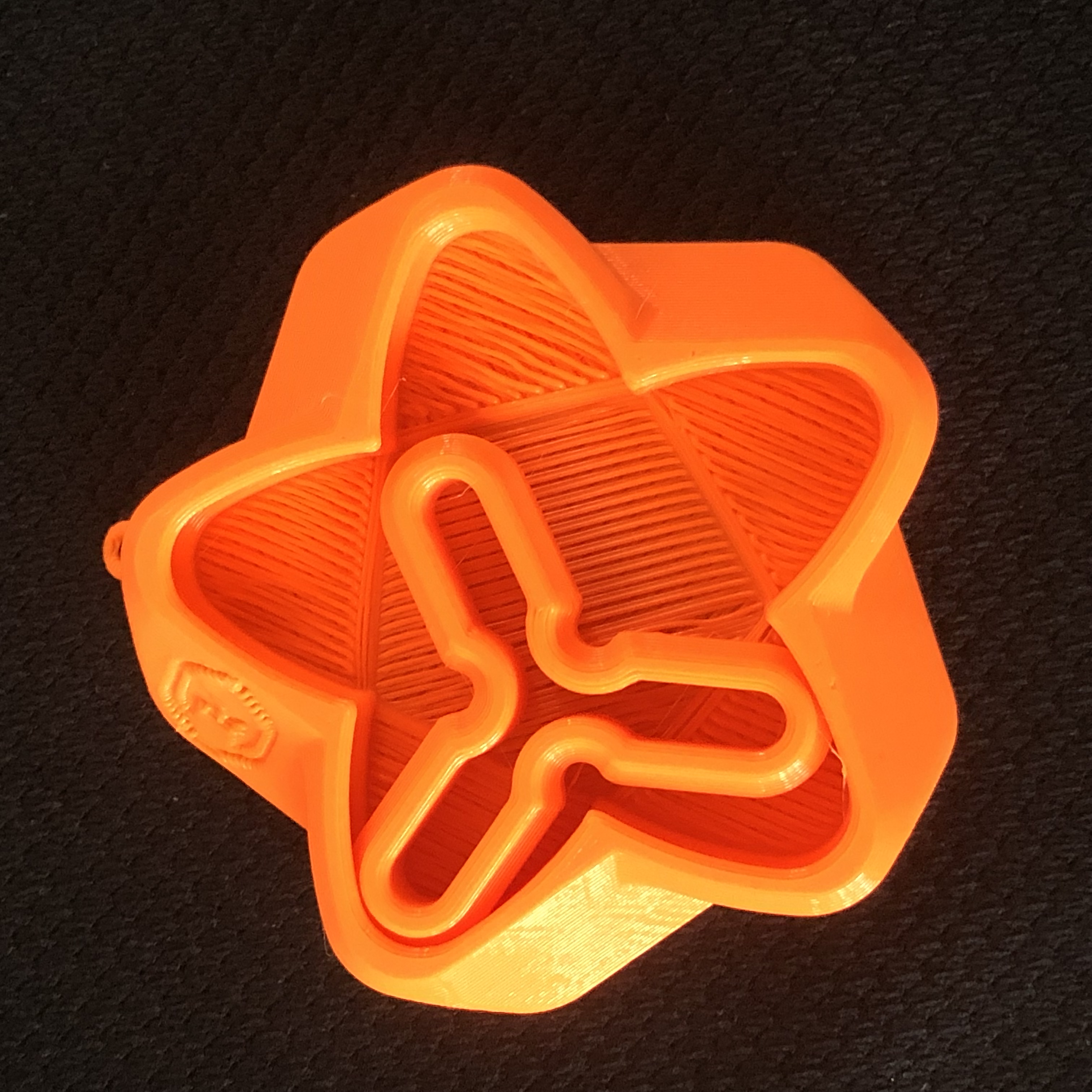 STL file Keychain - Eccentric Stars (Print-in-Place)・3D printing design ...
