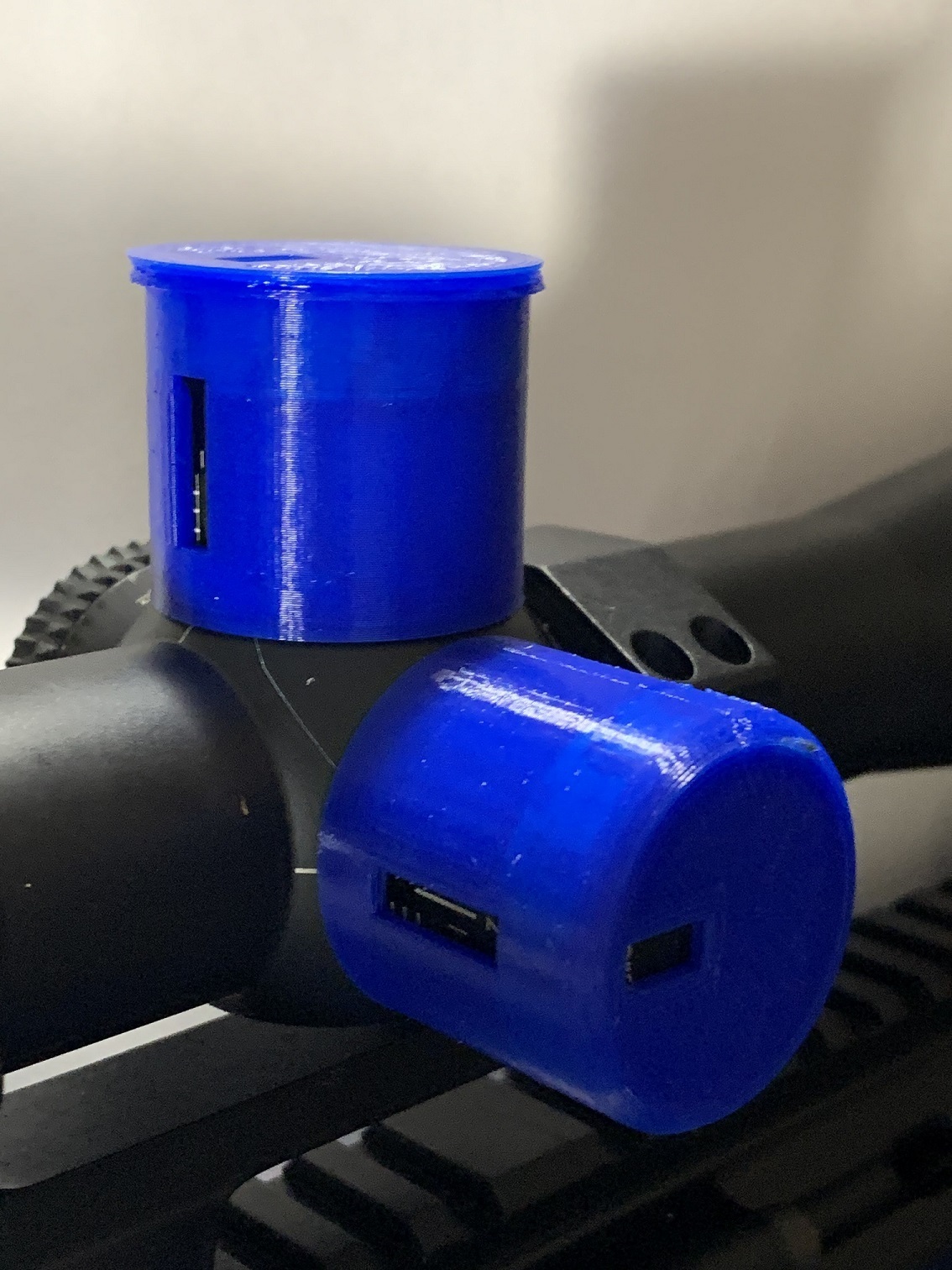 Free 3D file Vortex Viper HST Scope Turret Caps・3D printer design to ...