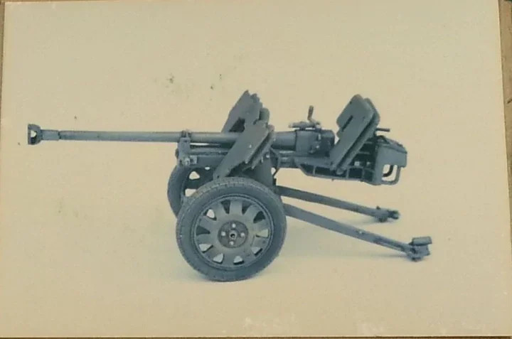 Free STL file 2,8 cm sPzB 41 panzerbusche au 1/50・Model to download and ...