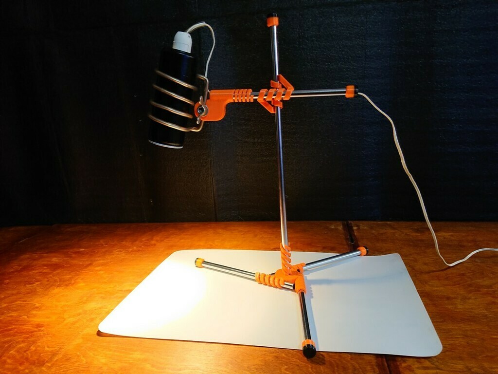 Free 3D file Table lamp "Don't slouch" with a motion sensor 🔦・3D ...