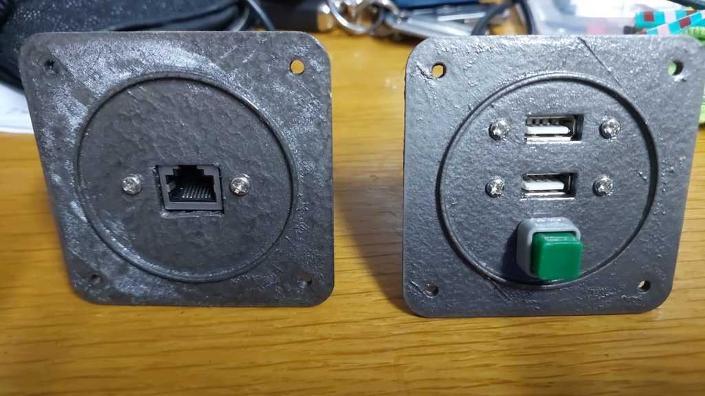 Free 3D file RJ45 Plate・Model to download and 3D print・Cults