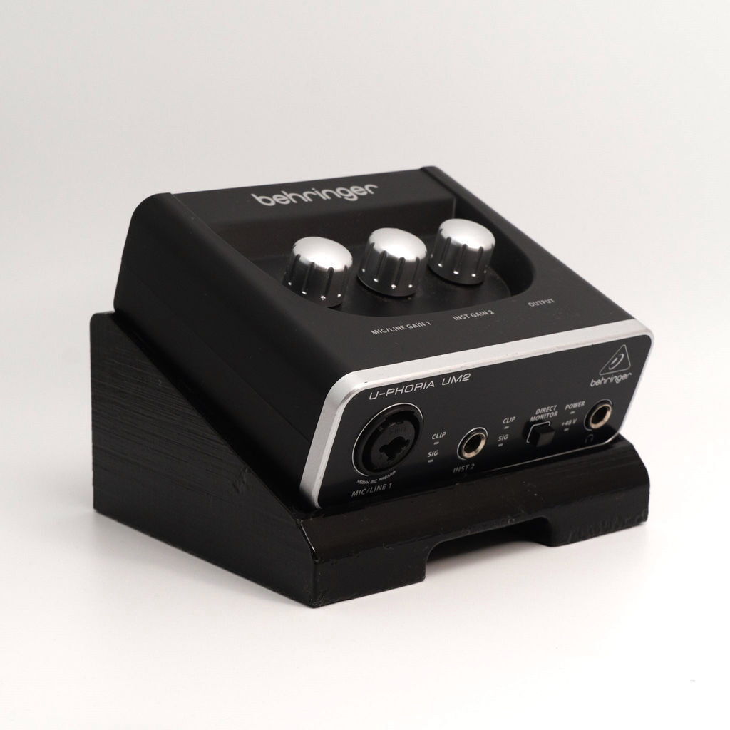 Free STL file BEHRINGER UM2 Stand・3D printing template to download・Cults