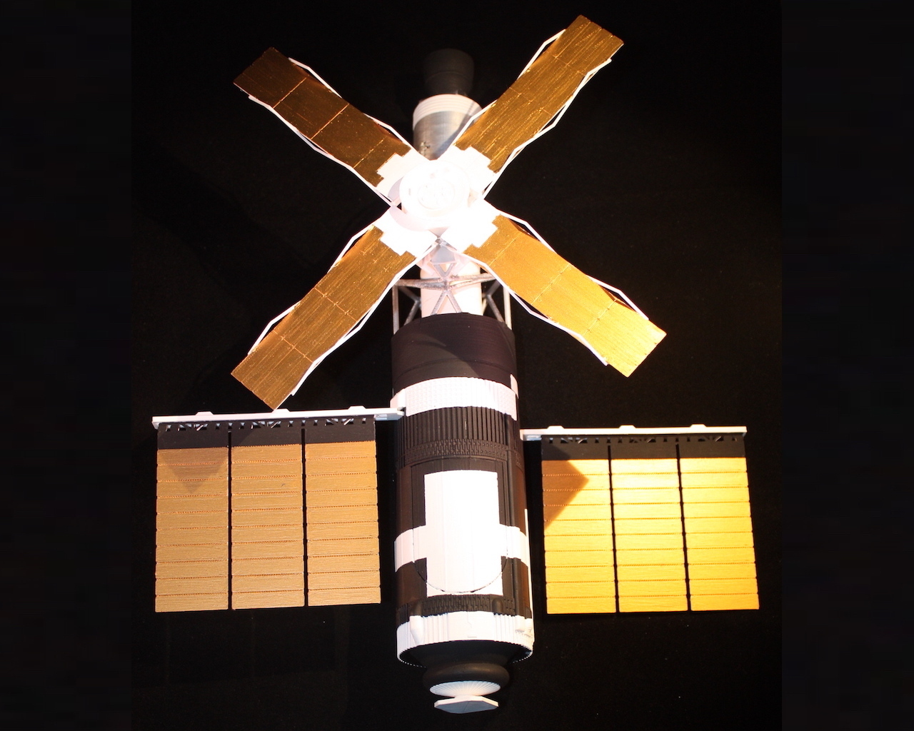 Nasa Skylab Space Station Models
