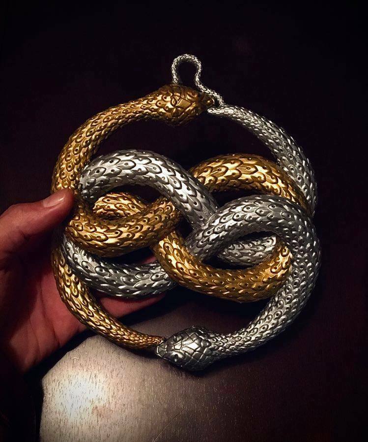 Free 3D file Auryn Medallion - Print Ready - FREE 🆓・3D print design to ...