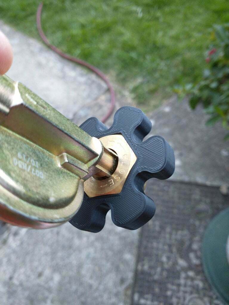 Free STL file Propane Gas Bottle Nut Adapter 30mm 🍾・3D printable design ...