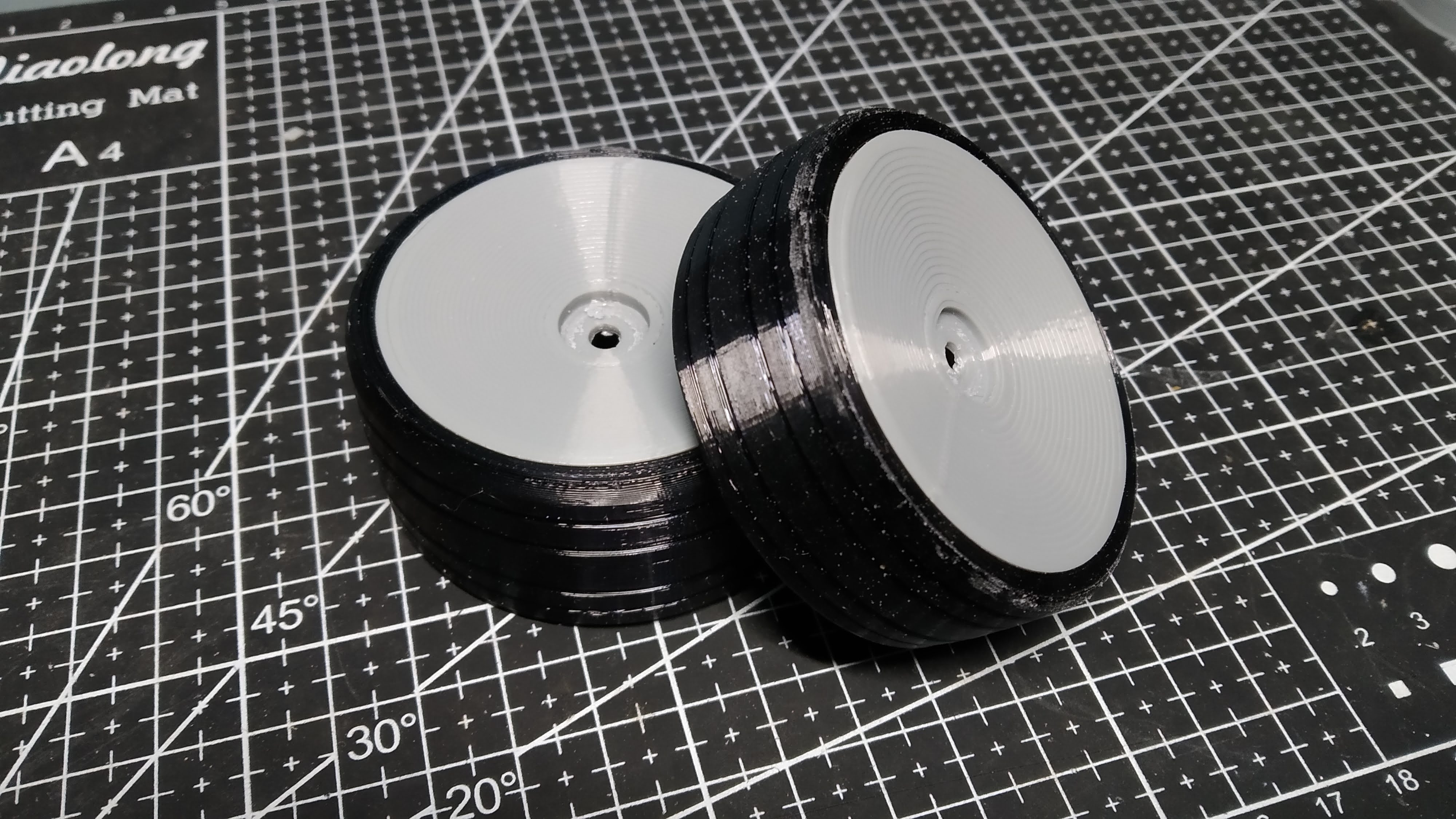 STL file rc wheels 1/10 onroad・3D printing model to download・Cults