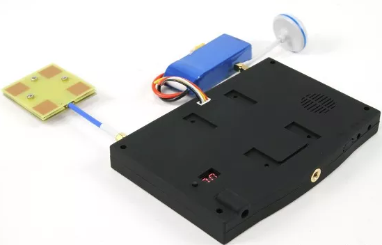 Free 3D file LIEBER 7" FPV Monitor mount for a tripod・3D printing model ...