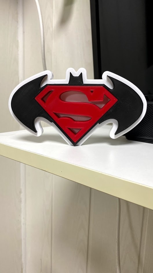 STL file batman logo v2 🎮・Model to download and 3D print・Cults