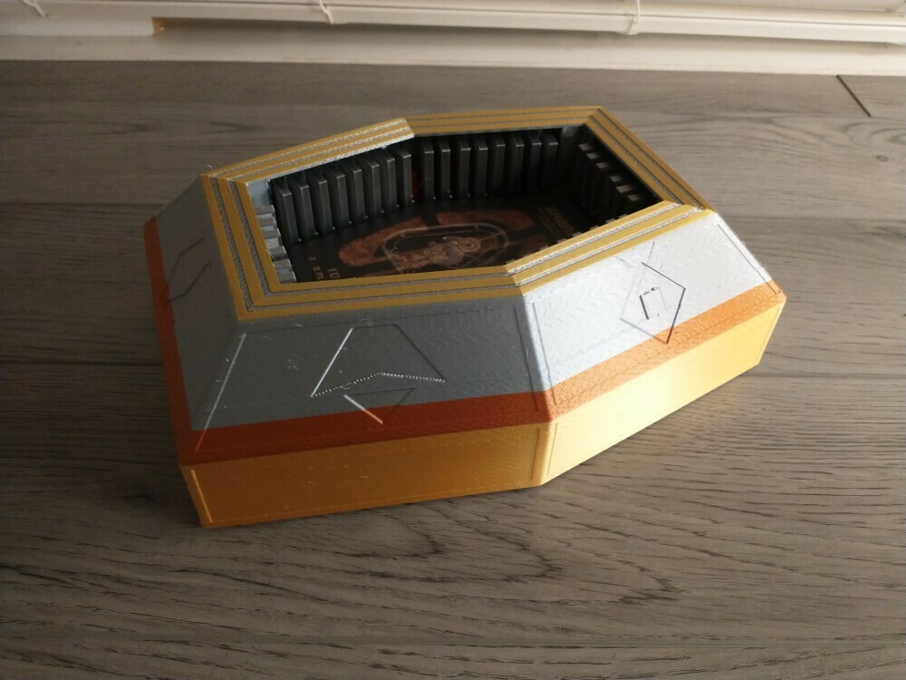 Free 3D file Sabacc Galactic Credits Chip Set ・3D printable design to ...