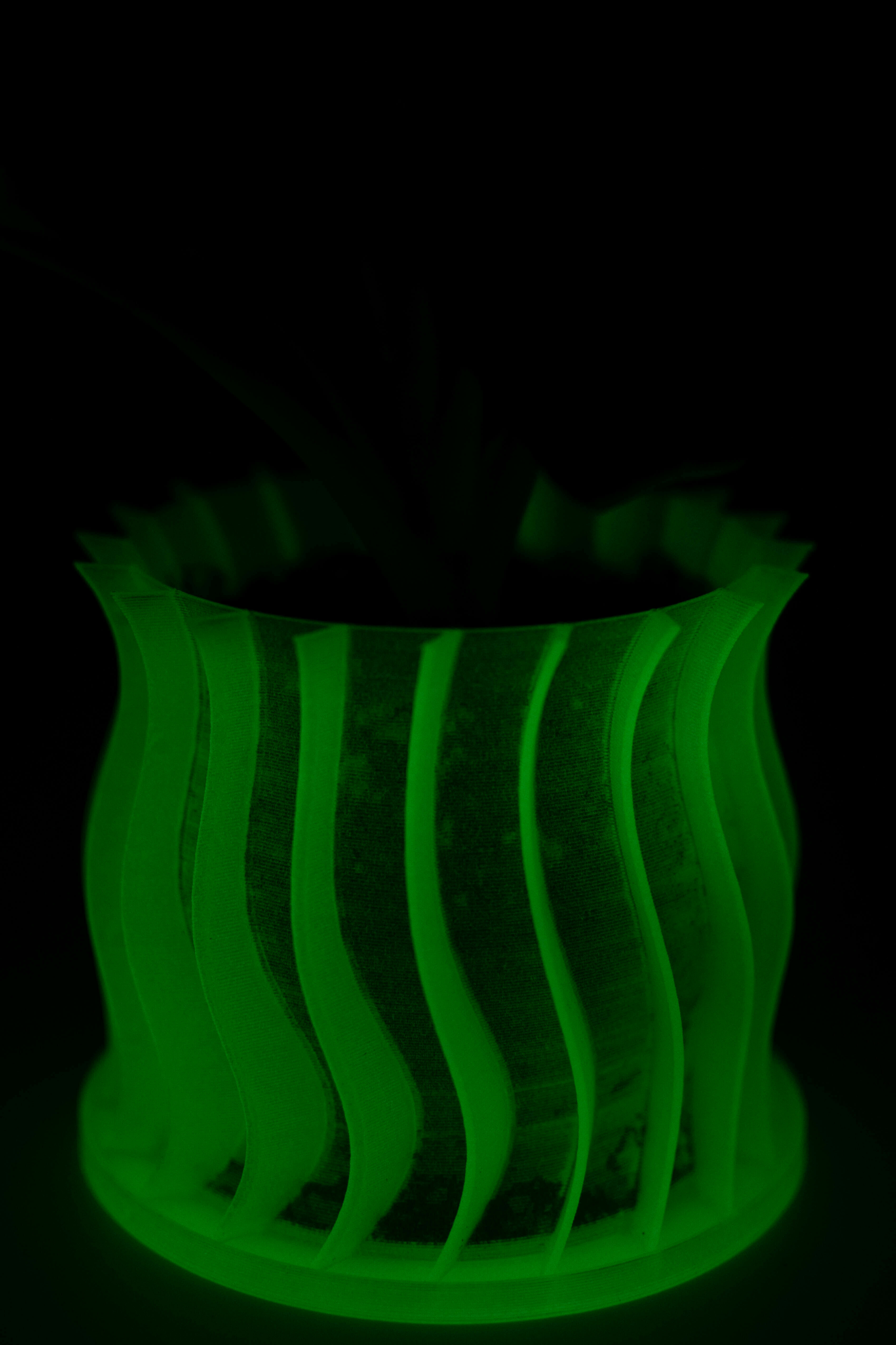 STL file Windmill Parametric Flower Pot Indoor/Outdoor Planter With ...