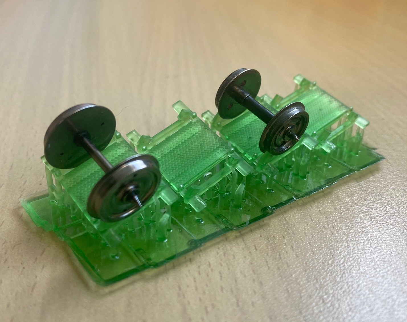 STL file Model Railway - Wheelset Cradles 🛤️・3D printable model to ...