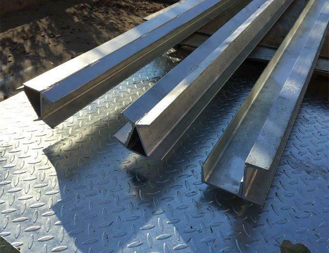 STL file Model Railway Sleeper Retaining Wall - 3 Sleeper High 🛤️・3D ...