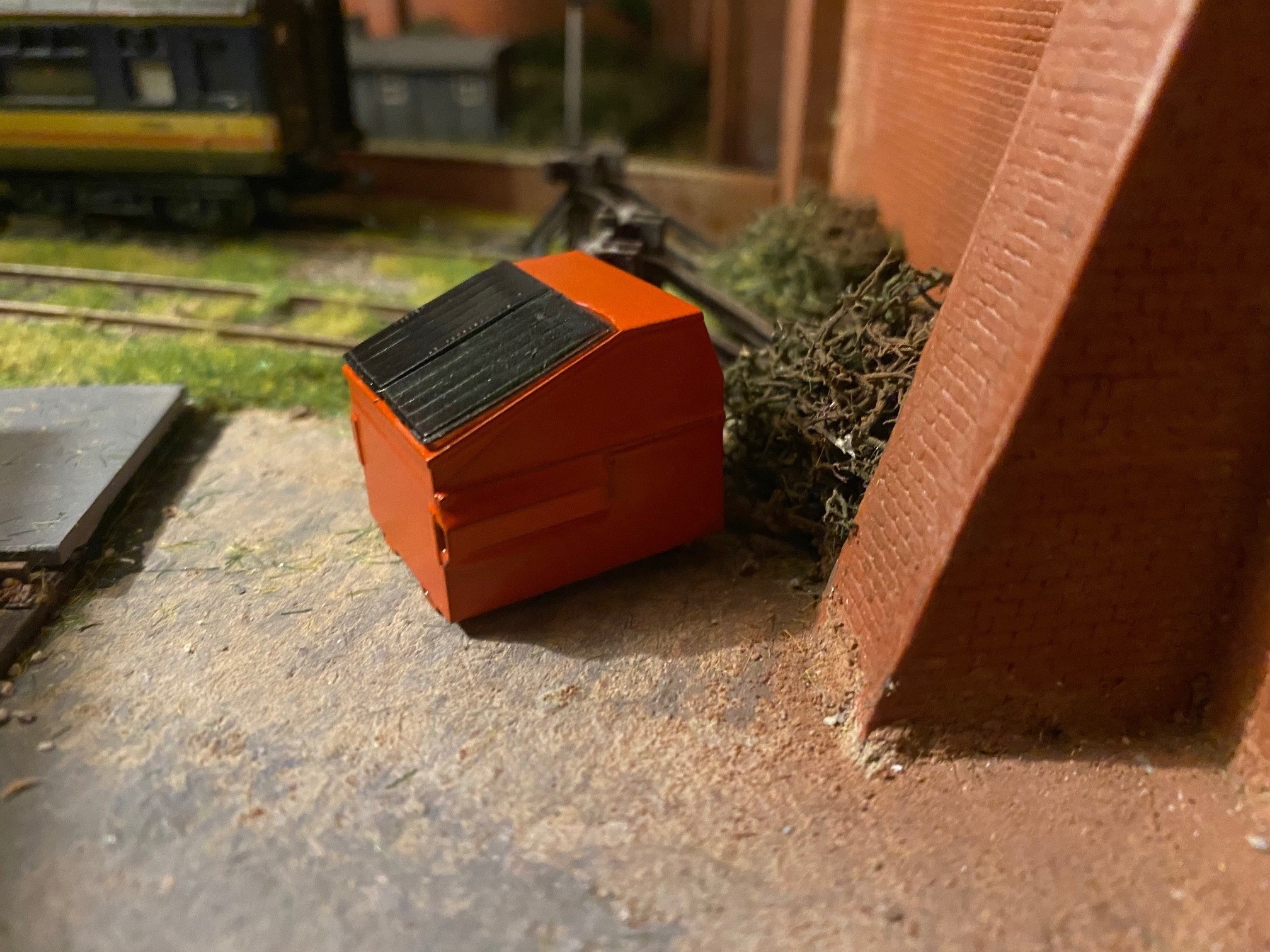 STL file Model Railway Waste Recycling Refuge Bin Skip Dumpster・3D ...