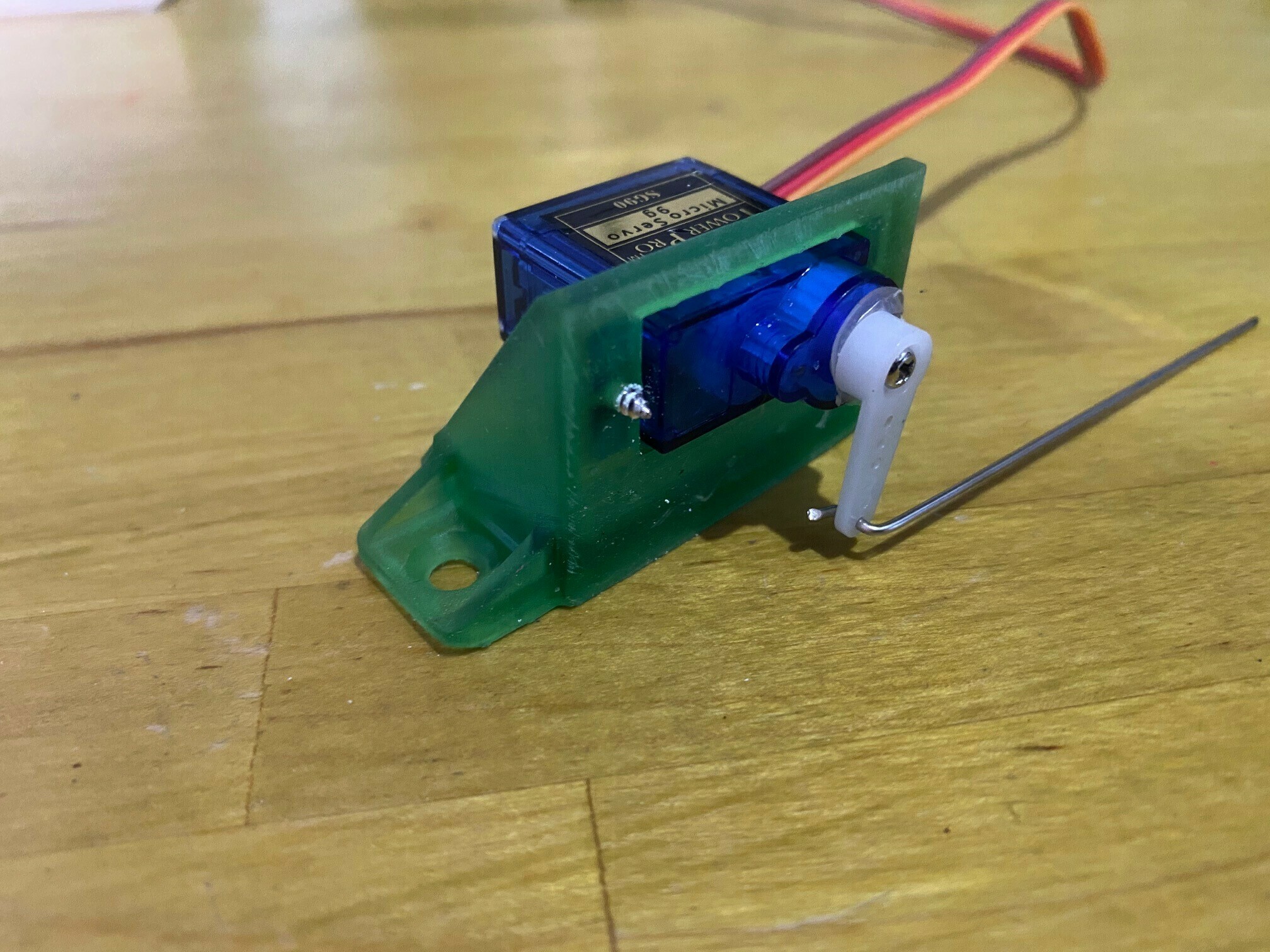 STL file Model Railway Railroad Servo Surface Mount Bracket 1 🛤️・3D ...