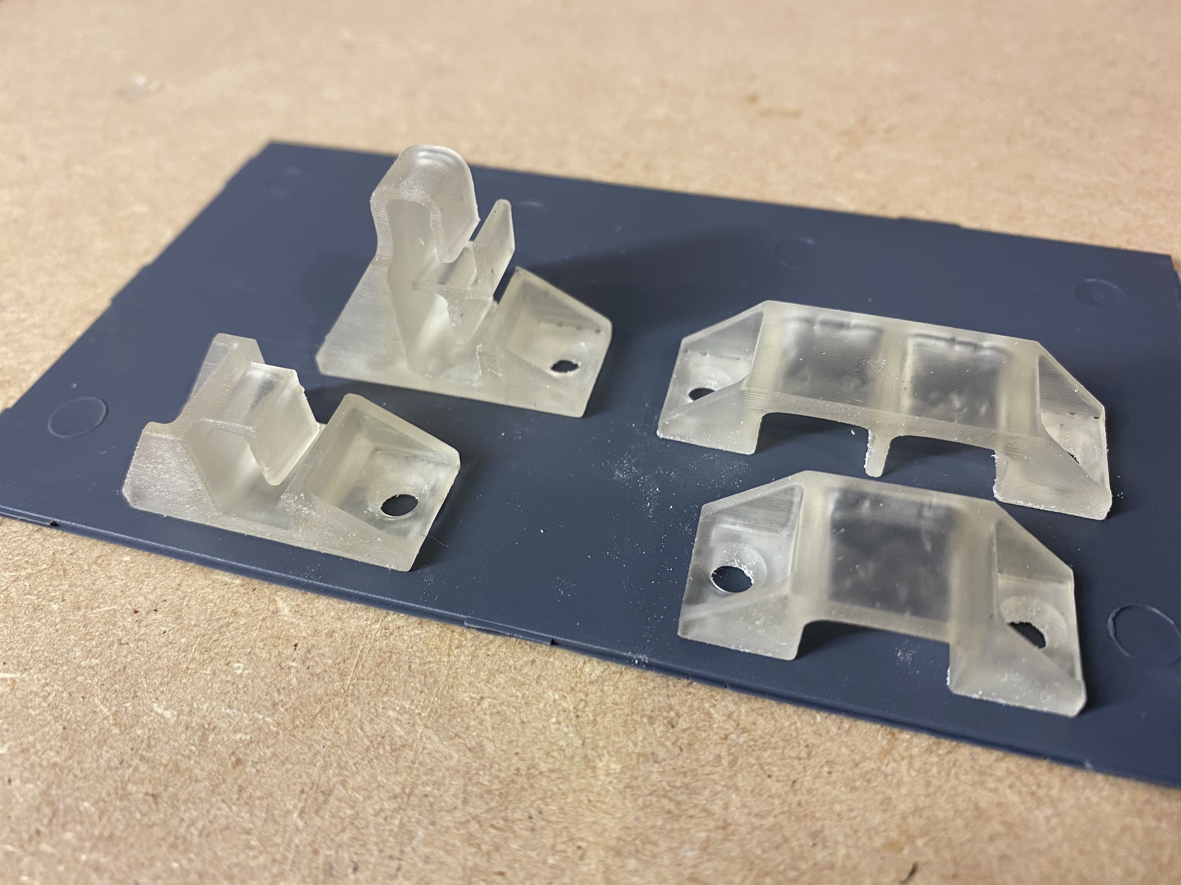 STL file Model Railway Railroad Cable Management Brackets 🛤️・3D print ...