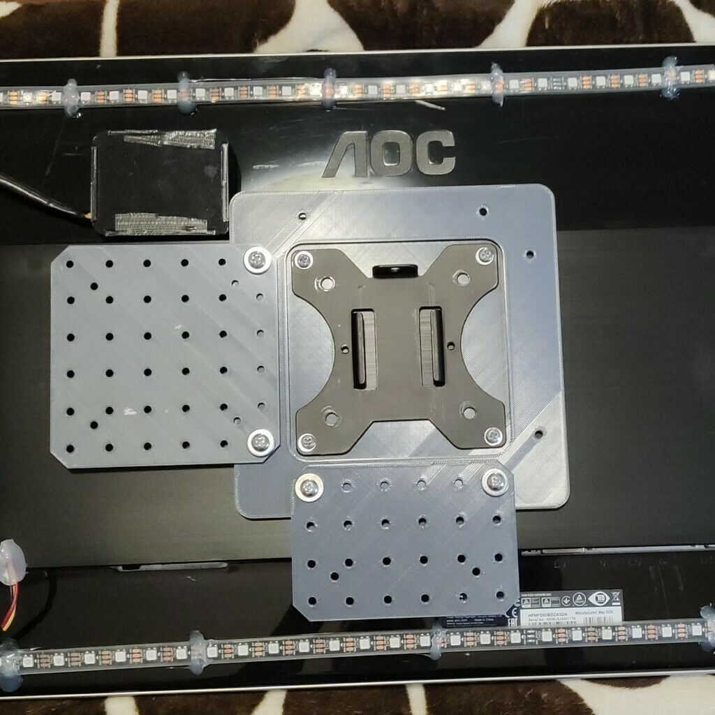 Fichier 3D gratuit Plaques d'extension VESA・Objet imprimable en 3D à ...