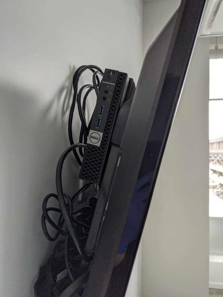 Free STL file Dell Micro PC Bracket 🏠・3D printable model to download・Cults